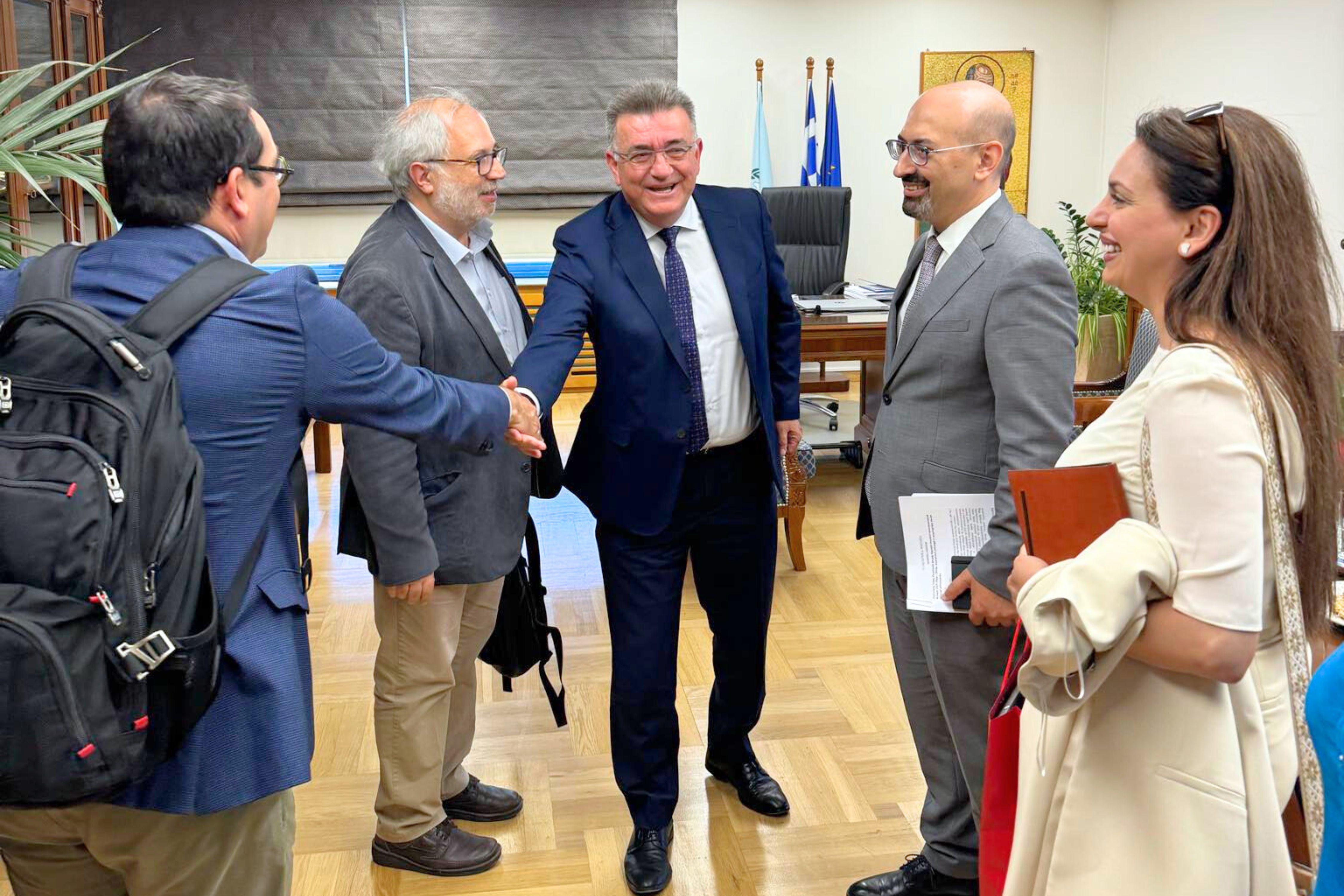 Συνάντηση Σταυρέλη με τον Πρέσβη της Αρμενίας – ΓΝΩΜΗ ΠΟΛΙΤΩΝ